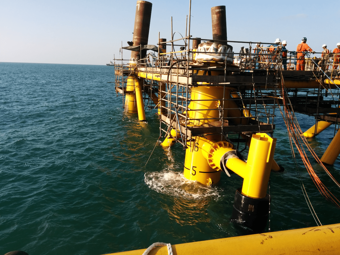 Barge Bumper – Quantity 19 – Oman – Hitechelastomers